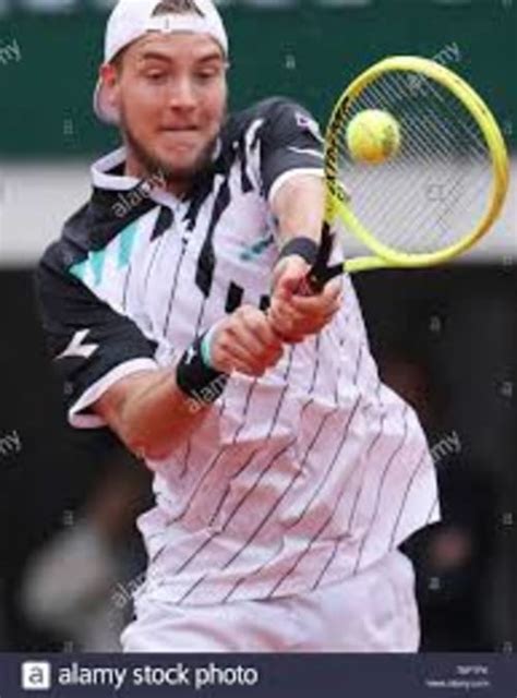 Jan Lennard Struff Wife Madeleine Girlfriend Bio