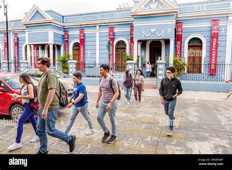 Merida Mexicobarrio De Santiago Centrocalle 59college Of The Mayab