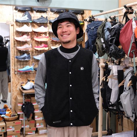 Gg F B Polartec Alpha Direct Vest（背中が蒸れにくい／前後で厚みの異なるアルファのベスト）【gossamer
