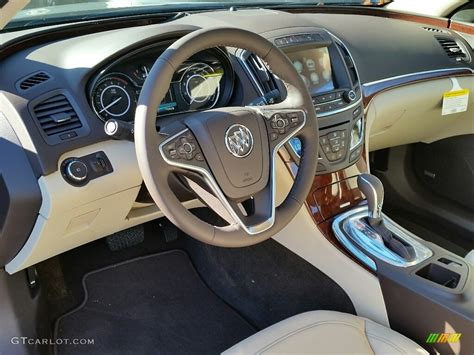 2017 Buick Regal Premium Dashboard Photos