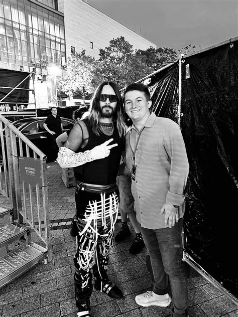 Nicolas Neubert On Linkedin Are You Open To Chat With A Big Artist