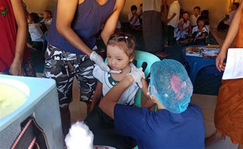 ကော့သောင်းမြို့တွင် ဘုန်းတော်ကြီးသင်ပညာရေးကျောင်းများမှ ကျောင်းသားသူမ