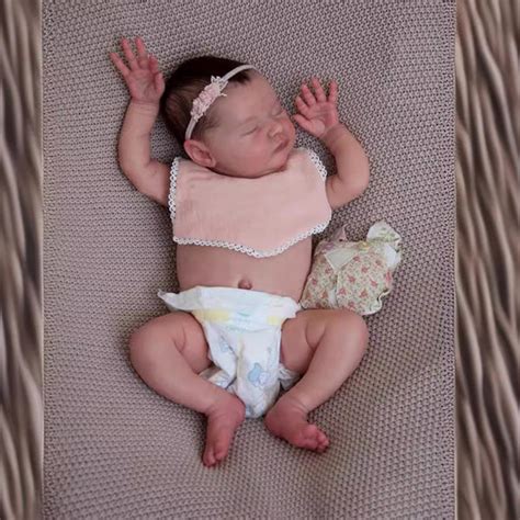 Reborn 19 Polegadas Silicone Renascido Laura Realista Recém Nascido