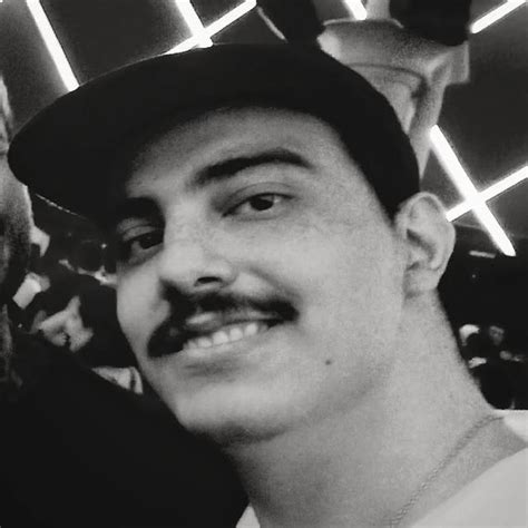 Carlos Felipe Felipeleonel • Threads Say More