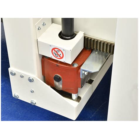 Scm Action Fl Clamp 2500 2500 X 1250 X 800 Mm For Cabinetry And Furniture