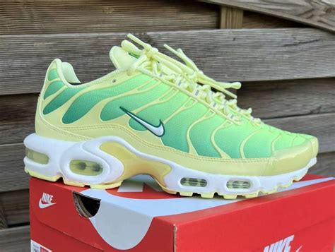 Nike Air Max Plus Tn1 Green Glow Malachite Lemon Lime Dz3670