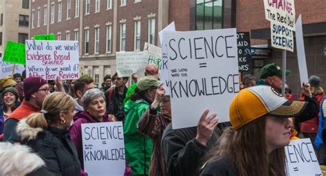 By Framing Errors Differently Reporters Can Bolster Trust In Science