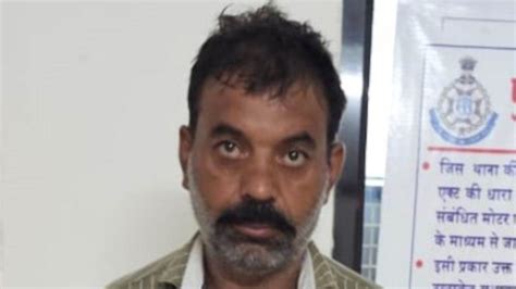 Crime In Harda पहले शराब पिलाई फिर हथौड़ी से सिर पर कई बार कर की थी