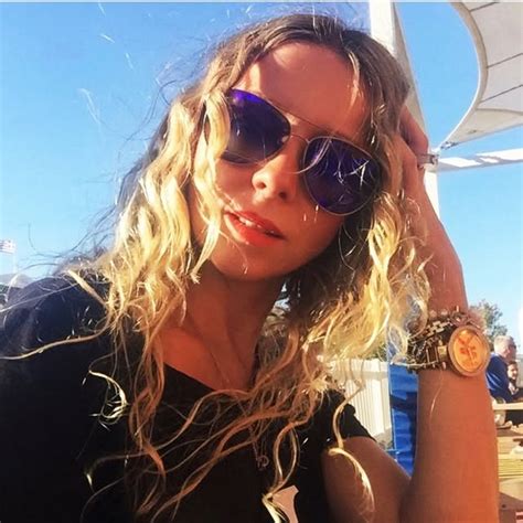 Joanna Jo Anna L On Threads