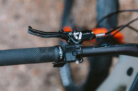 The Whyte E Lyte 150 Works Is A Big Battery Full Power E Bike… So How On Earth Does It Weigh