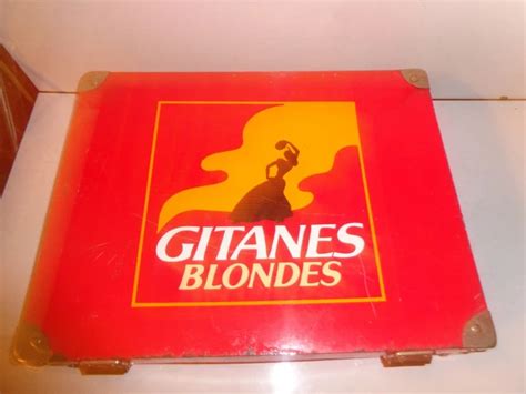 Ancienne Valise En Fer De Cigarette Gitanes Blonde Eur 2990 Picclick Fr