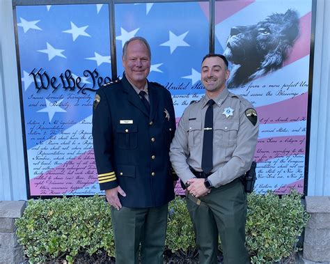 Kitsap County Sheriffs Office Lonelle Lee Holt Age 48 5 11 Ht 200 Lbs Wt Brown Hair