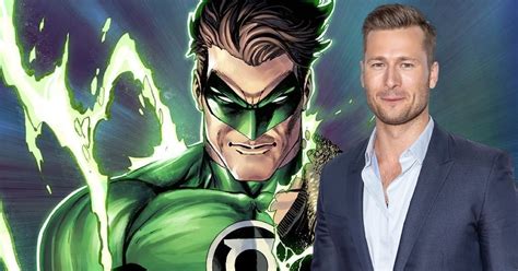 Lanterns Glen Powell Suits Up As The Green Lantern Hal Jordan In New