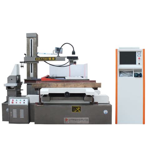 Dk7780 Molybdenum Wire Edm Cutting Fully Enclosed Cutting Machine Edm
