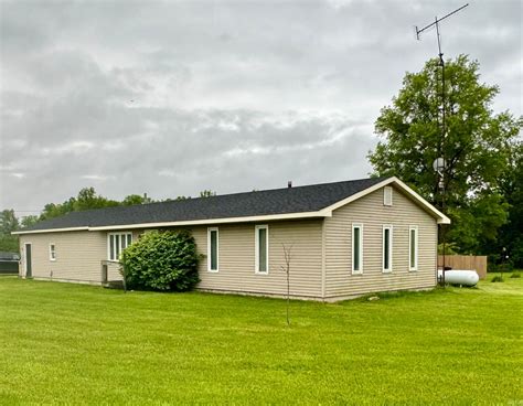 2610 S Como Rd Portland In 47371 See Est Value Schools And More