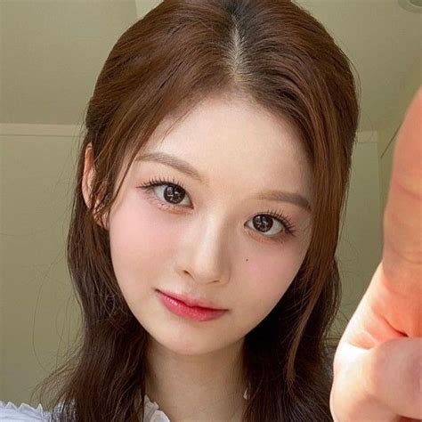 Sullyoon Woman Face Cute Icons Face