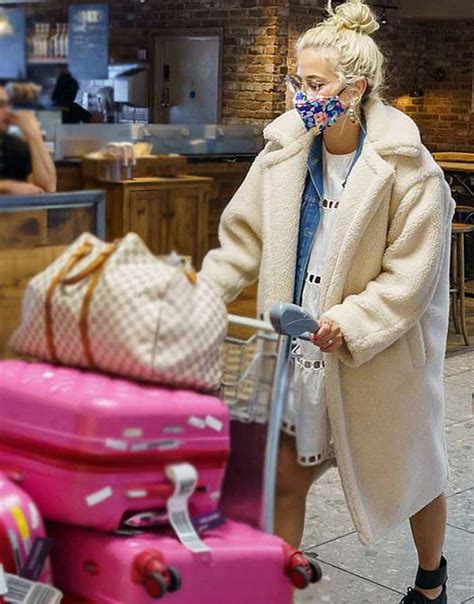Pixie Lott Shearling White Coat 35 Off