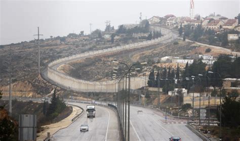 Defense Minister Israel To Approve Hundreds Of New Settler Homes