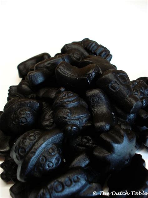 The Dutch Table Whats Op With Drop