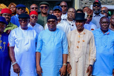 Gov Fubara Honours Chief Elechi At Grand Housewarming