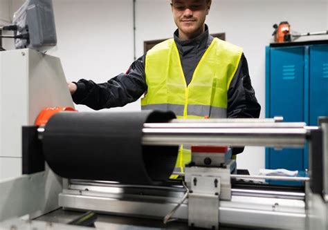 Rubber Testing Selecting Performing And Interpreting Astm Rubber