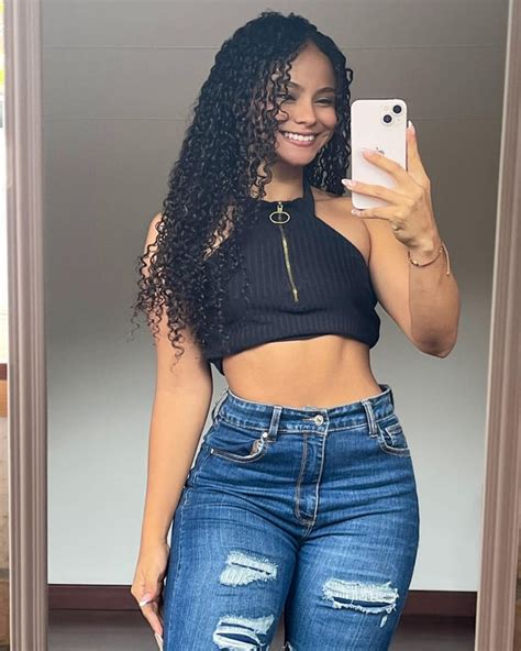 Selfie Day R Lightskinbeauties