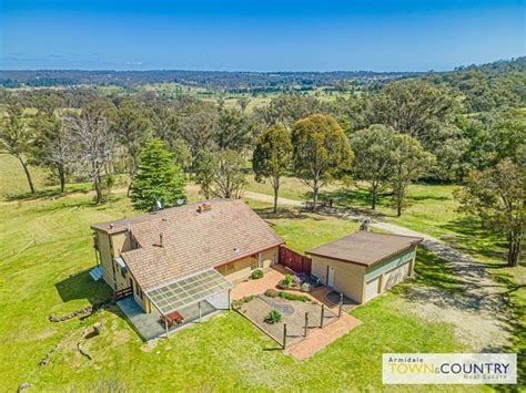 62 Edward Drive Armidale Nsw 2350 House For Sale Domain