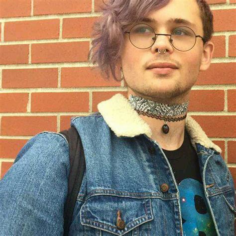 Realized That My Look 3 Years Ago Was Basically My Peak Enby Vibes I