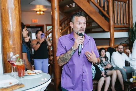 Top 6 Tips For Mcing At A Wedding Like A Pro