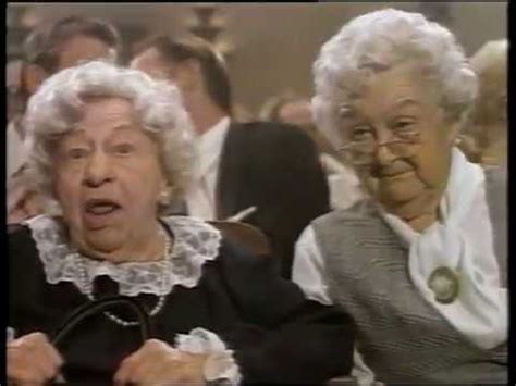 Clara Peller Of Wendys Wheres The Beef Fame Meets Nyc Mayor Ed Koch