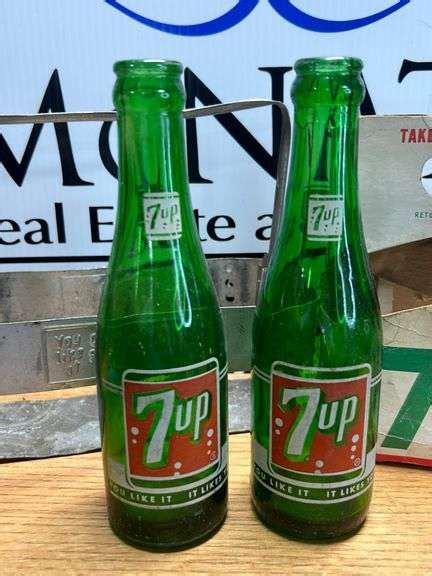 2 Old 7up Carriers And 2 7up Bottles Mcnatt Real Estate