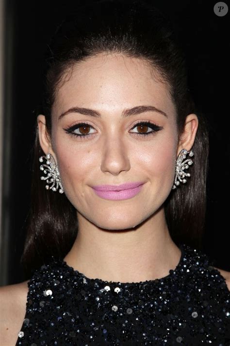 Photo Emmy Rossum Assiste à La Soirée A Fools Fête Organisée Par L