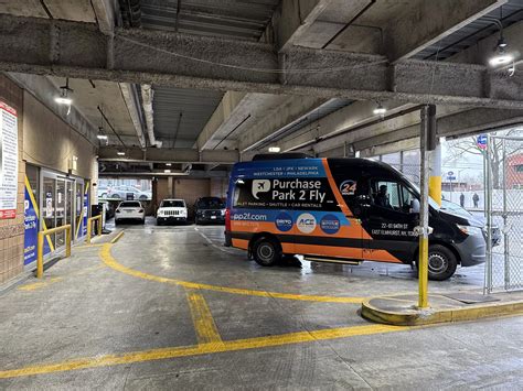 Rental Car Lga Fast New York Laguardia Pickup Drivo