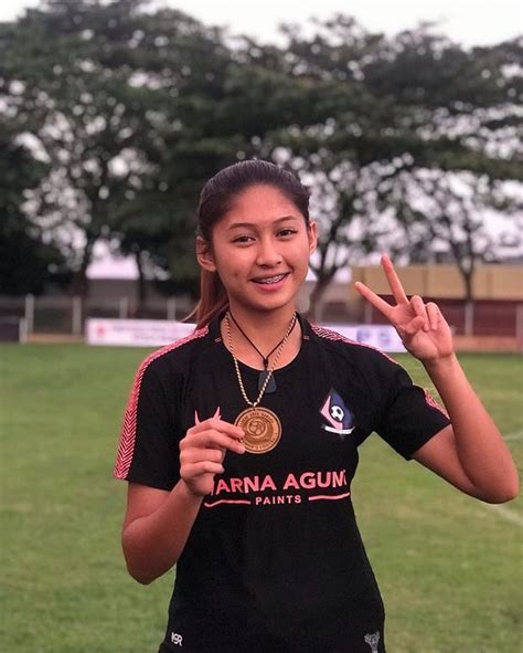 7 Fakta Menarik Zahra Muzdalifah Penyerang Cantik Timnas Indonesia