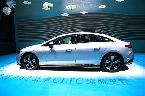 Mercedes Benz Eqe Photo