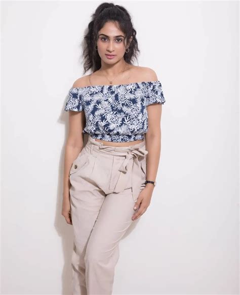 Deepti Sati Scrolller