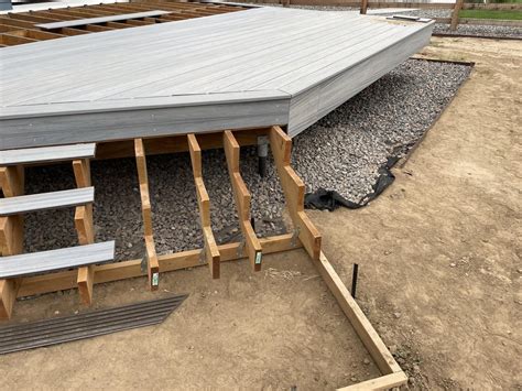 Moistureshield Elevate Decking R Decks