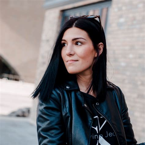 Madison Reitz Medium