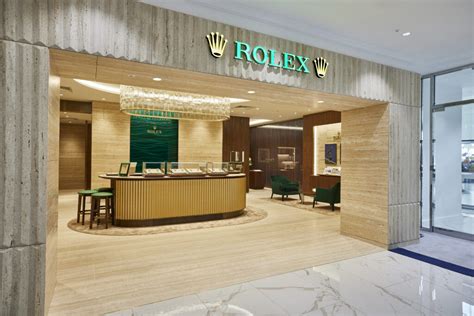 Laings Opens Expanded Rolex Room Within Its Southampton Store Andy Andreou
