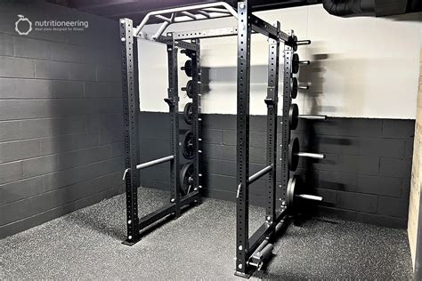 Survey Shows How Small A 22 Inch Waist Really Is