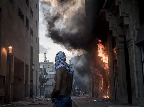 Lage Im Libanon Eskaliert Gewaltsame Proteste In Beirut Polizist Stirbt Mopo