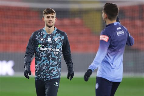 Mitchel Bergkamp Son Of Arsenal Legend Dennis Scores For Watford