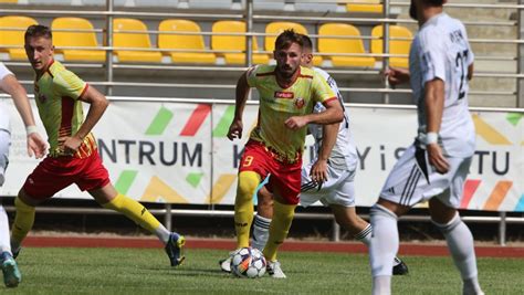 Radosław Majewski Może Wrócić Do Ekstraklasy Negocjuje Z Jednym Z Klubów Tvp Sport