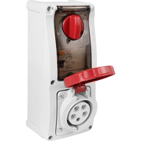 Industrial Rcd Socket Ip67 415v 32a 30ma 3pne Switched Toolstation