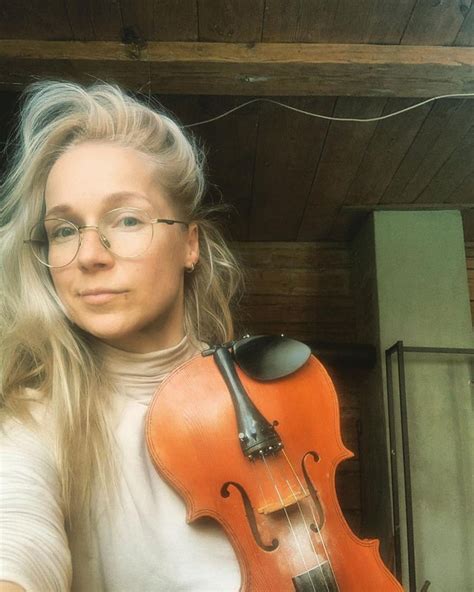 Lenna Kuurmaa Estonian Singer R Prettygirls