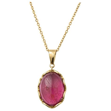 581 Carat Cabochon Dark Pink Tourmaline Pendant In 14 Karat Yellow