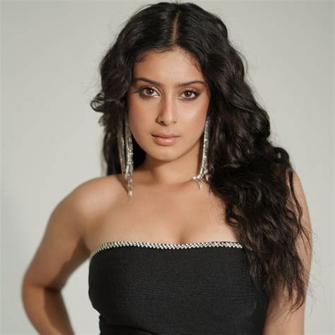 Isha Malviya Isha Malviyaa Snapchat Stories Spotlight And Lenses