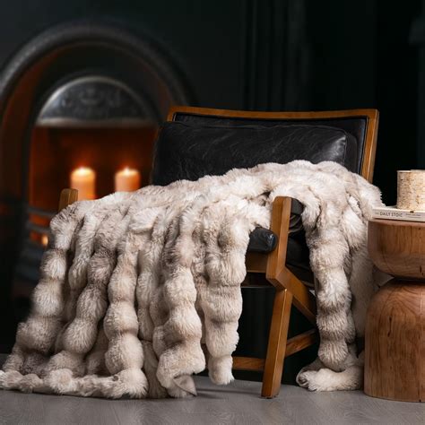 Evergrace Ultra Soft Luxury Fluffy Ridgeline Faux Rabbit Fur Throw