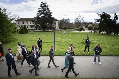 Incivilités Liés à Lasile Beat Jans Va Se Rendre à Boudry 24 Heures