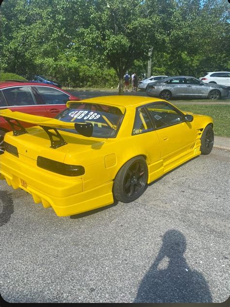 Helpppp It Doesnt Have Headlamps Of That Helps Rwhatisthiscar